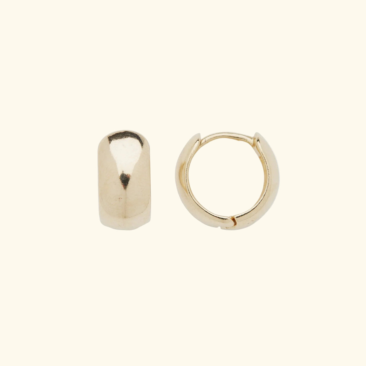 Essentials : Wide Hinge Click Hoop Earring – The Gathershop